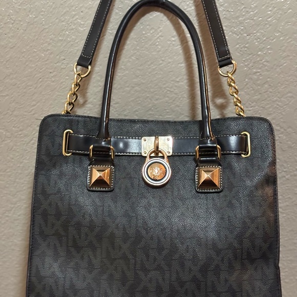 Bags | Black And Gold Designer Hamilton Tote Mk Bag | Poshmark